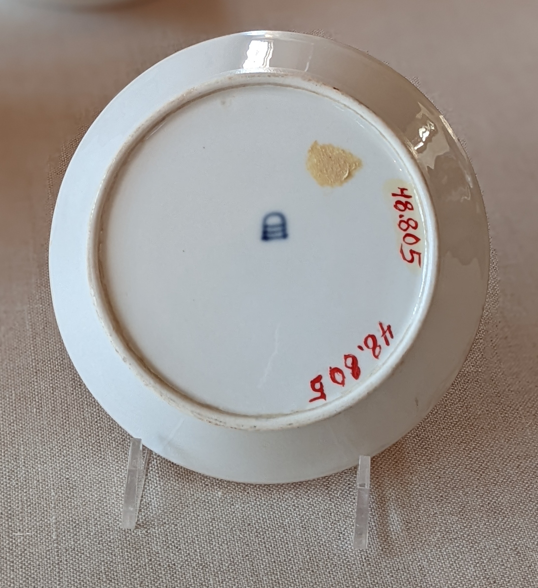 Buyer Beware: Vienna Porcelain and the Beehive Mark – Salisbury House Blog